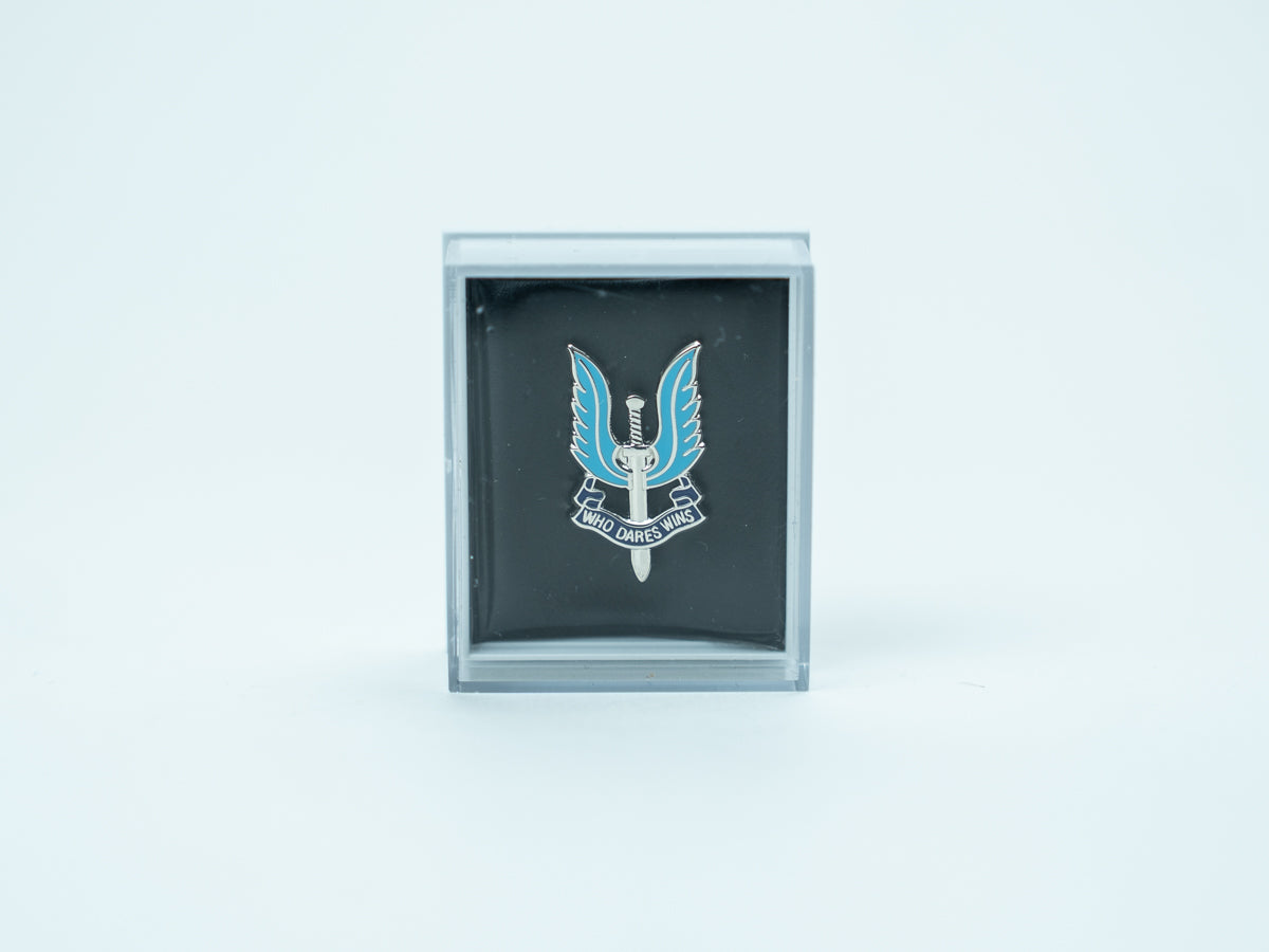 SAS pin badge – The Tank Museum